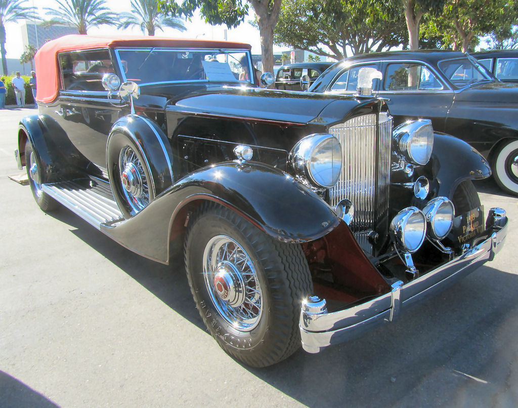 1933 Packard Brochures